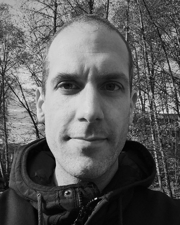 Dark screens with blue lines – interview with Corey Bramall · Pushing ...