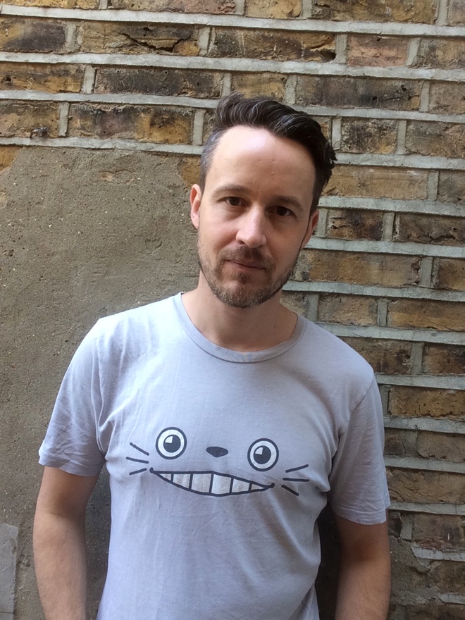 The screens of “Black Mirror” – interview with Simon Russell · Pushing ...